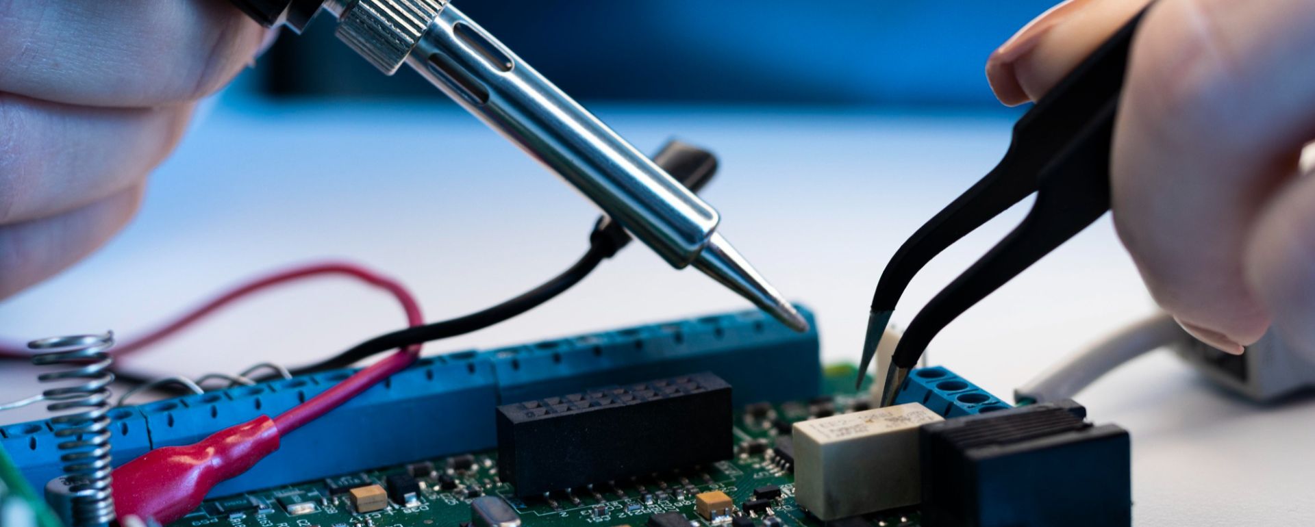 Electricals Contractors, Electricals Solutions Services